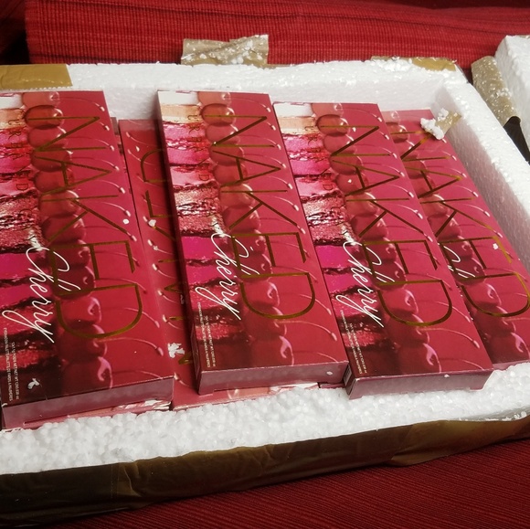 Urban Decay | Makeup | Naked Cherry Pallet Urban Decay | Poshmark